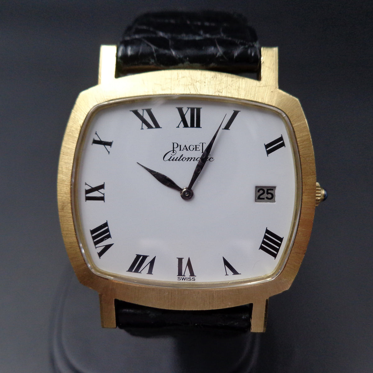 Piaget reference 13731 in yellow gold with caliber 12PC1 from the 1960 ...