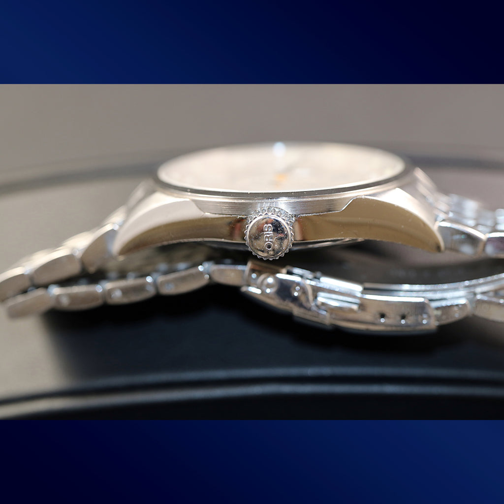 Oris XXL 7530 regulator Automatic with cal 649 in SS – Laurent Fine Watches